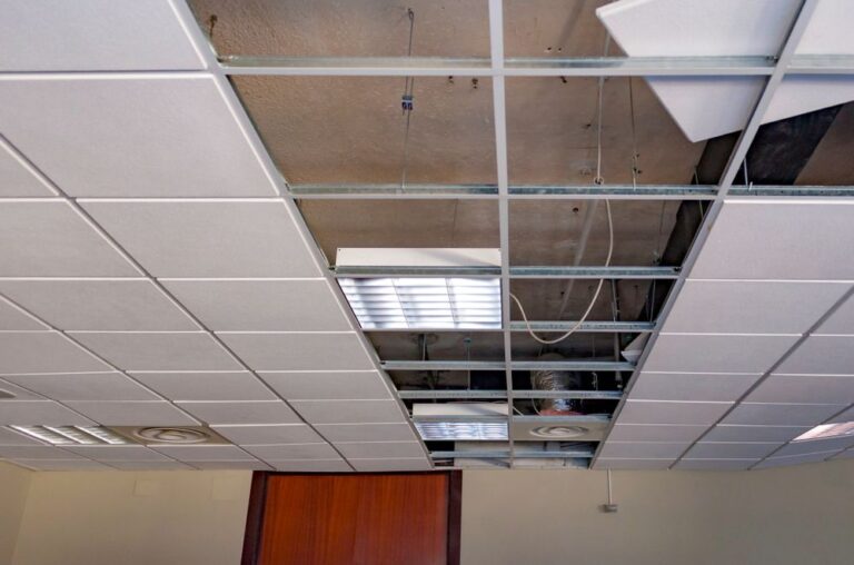 Tavan casetat / rigips - Servicii amenajari